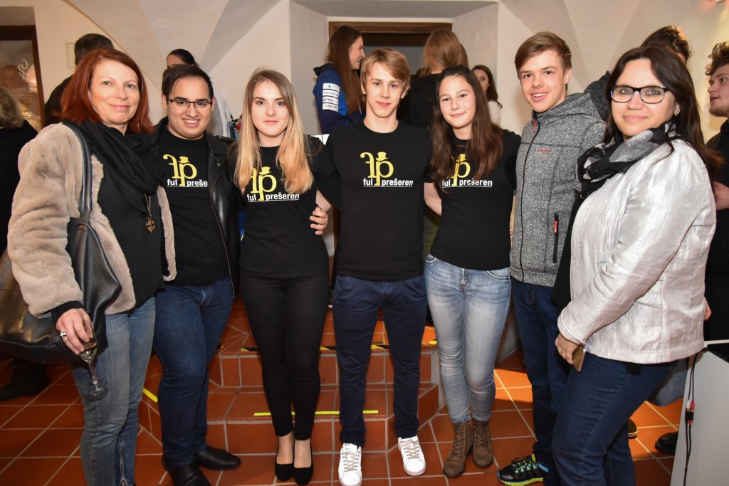 MO Kranj nagradila mnoge naše uspešne dijake športnike | Gimnazija ...