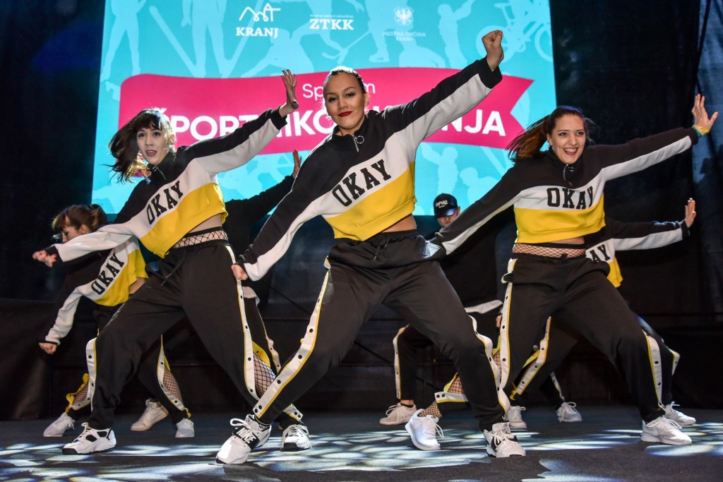 MO Kranj nagradila mnoge naše uspešne dijake športnike | Gimnazija ...